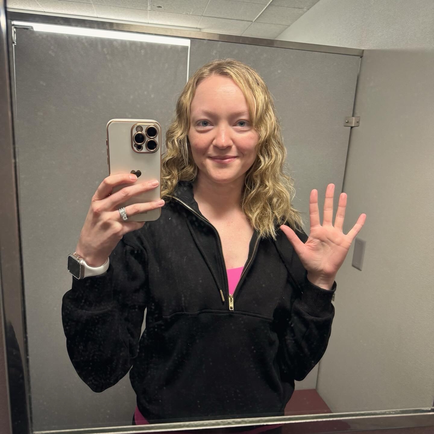 Lauren MG Doyle – 🌻Wife | Mom | Fighter🌻