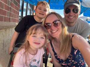 Lauren MG Doyle – 🌻Wife | Mom | Fighter🌻